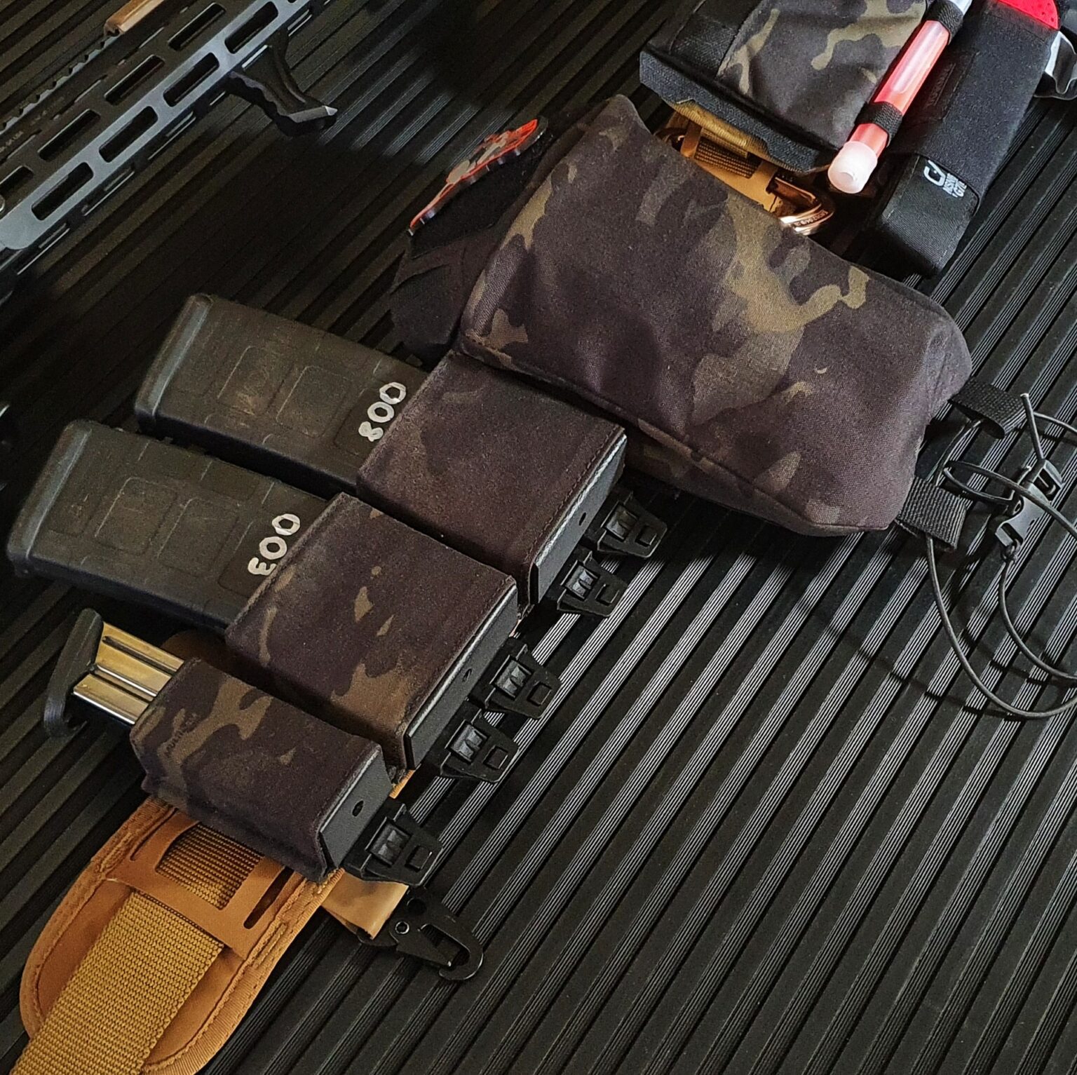 Taakmag Apex Single Pistol Magazine Pouch | OWB Carry | BELVA